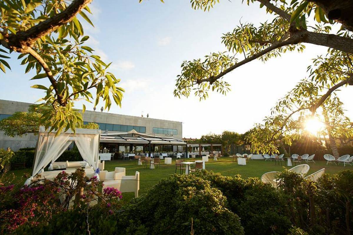 Lancaster Beach Restaurant